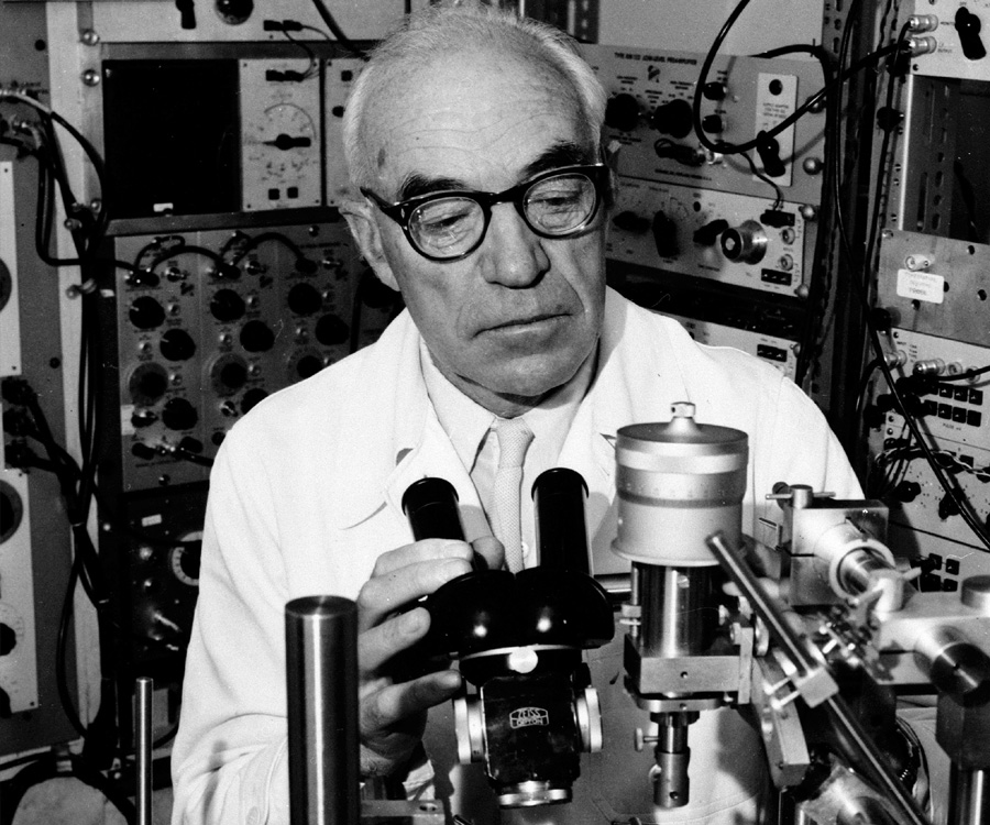 Eccles, John Carew (1903 - 1997) | DISF.org